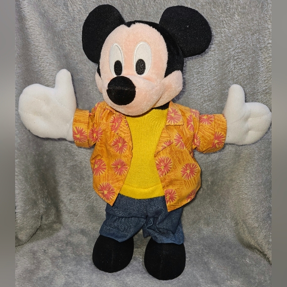 Disney | Toys | Disney Dancing Mambo Mickey Mouse Animated Plush Figure ...